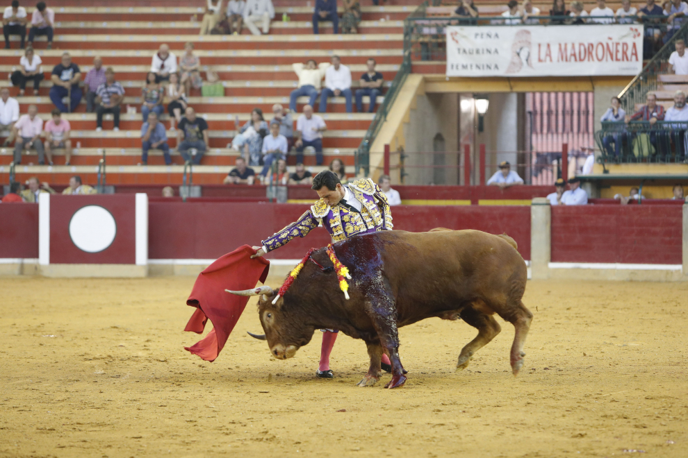 Toros, en imágenes: corrida concurso de ganadería de la Feria del Pilar ...