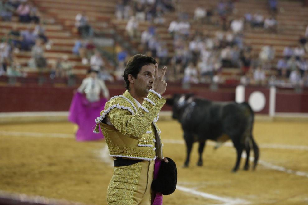 Toros, en imágenes: corrida concurso de ganadería de la Feria del Pilar ...