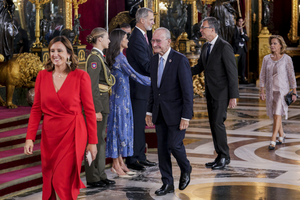 Imágenes de la recepción de los Reyes y la Princesa en el Palacio Real | Imágenes