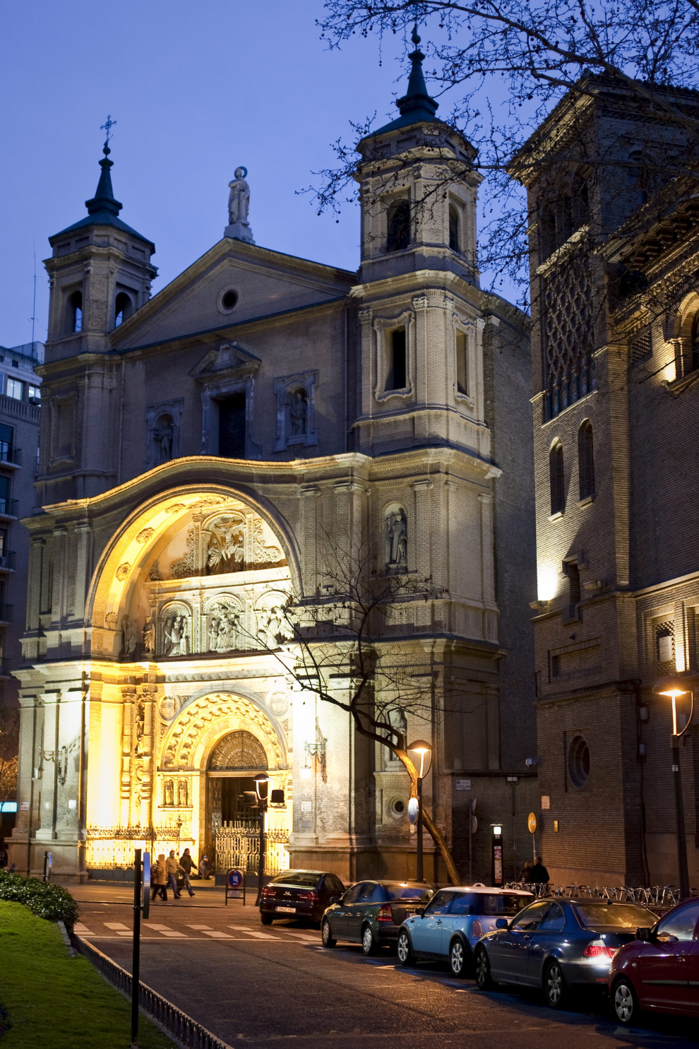 Fotos de la Basílica de Santa Engracia de Zaragoza | Imágenes
