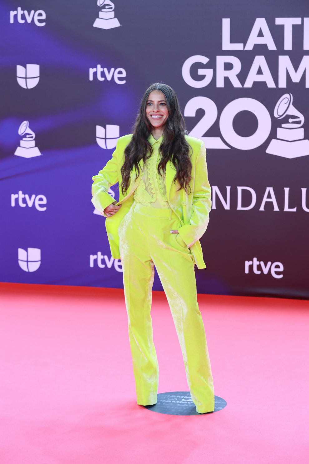 Fotos de la alfombra roja de los Latin Grammy 2023 en Sevilla | Imágenes