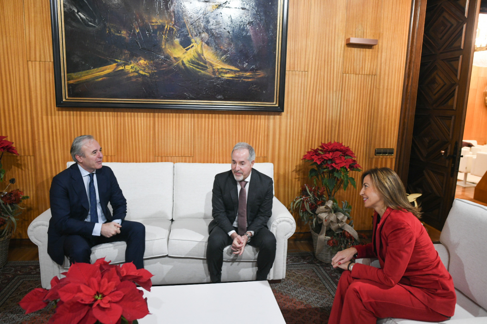 Fotos de la constitución de la sociedad para impulsar la nueva Romareda | Imágenes