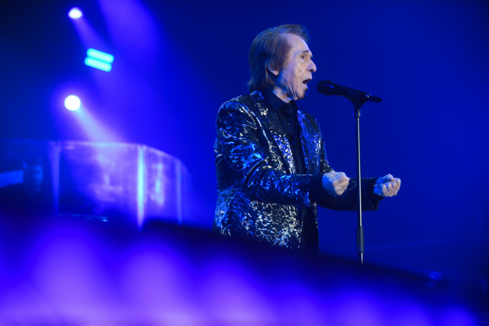 Fotos | Zaragoza se rinde a la potencia de Raphael | Imágenes