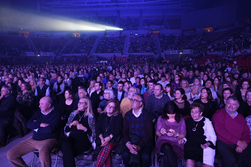 Fotos | Zaragoza se rinde a la potencia de Raphael | Imágenes