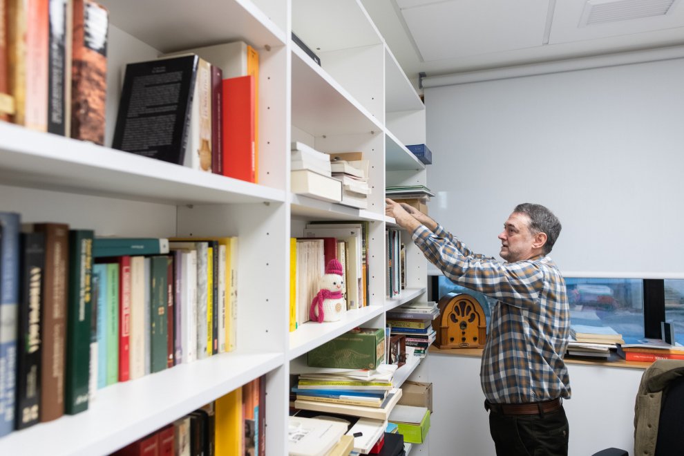 Últimos retoques en la nueva facultad de Filosofía y Letras | Imágenes