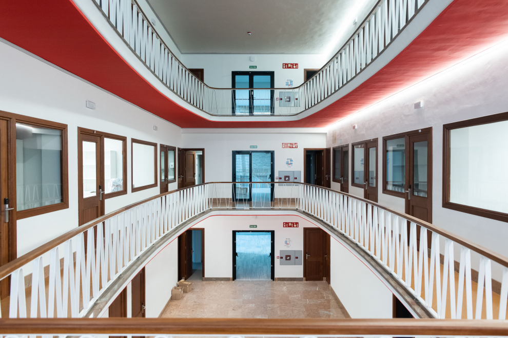 Últimos retoques en la nueva facultad de Filosofía y Letras