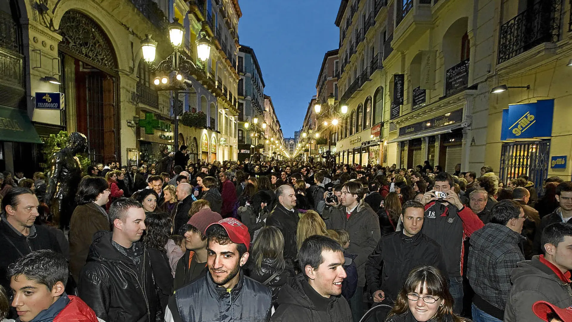 Y a la de tres... ¡todos quietos parados!