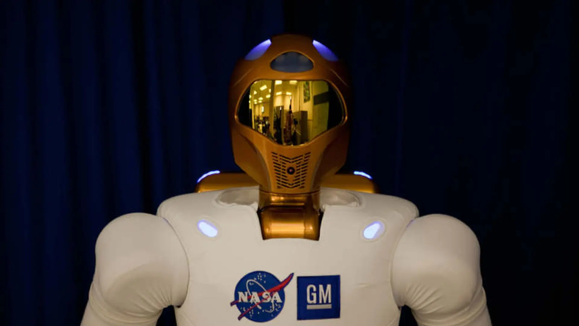 El robot de GM comienza su viaje espacial