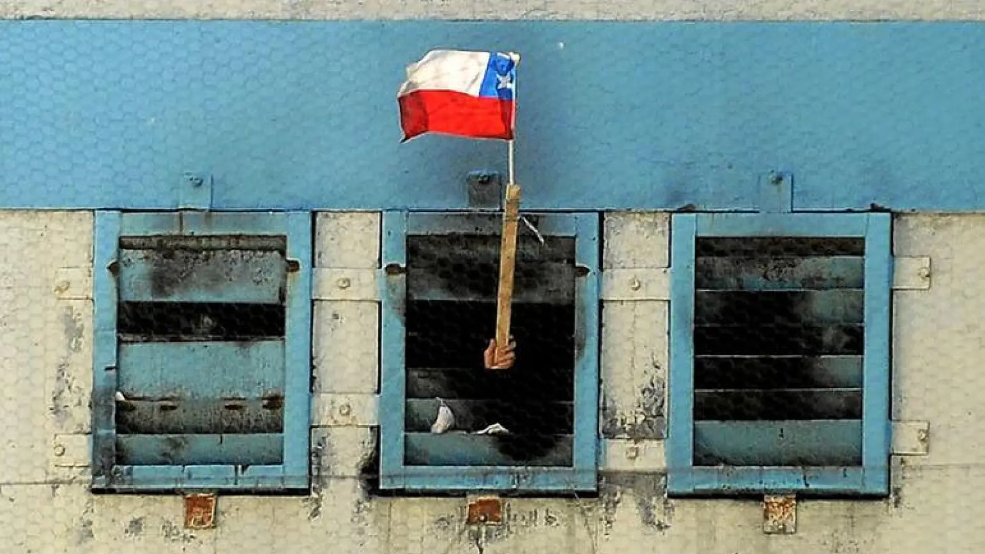 Mueren 81 reclusos por un incendio en una cárcel de Chile