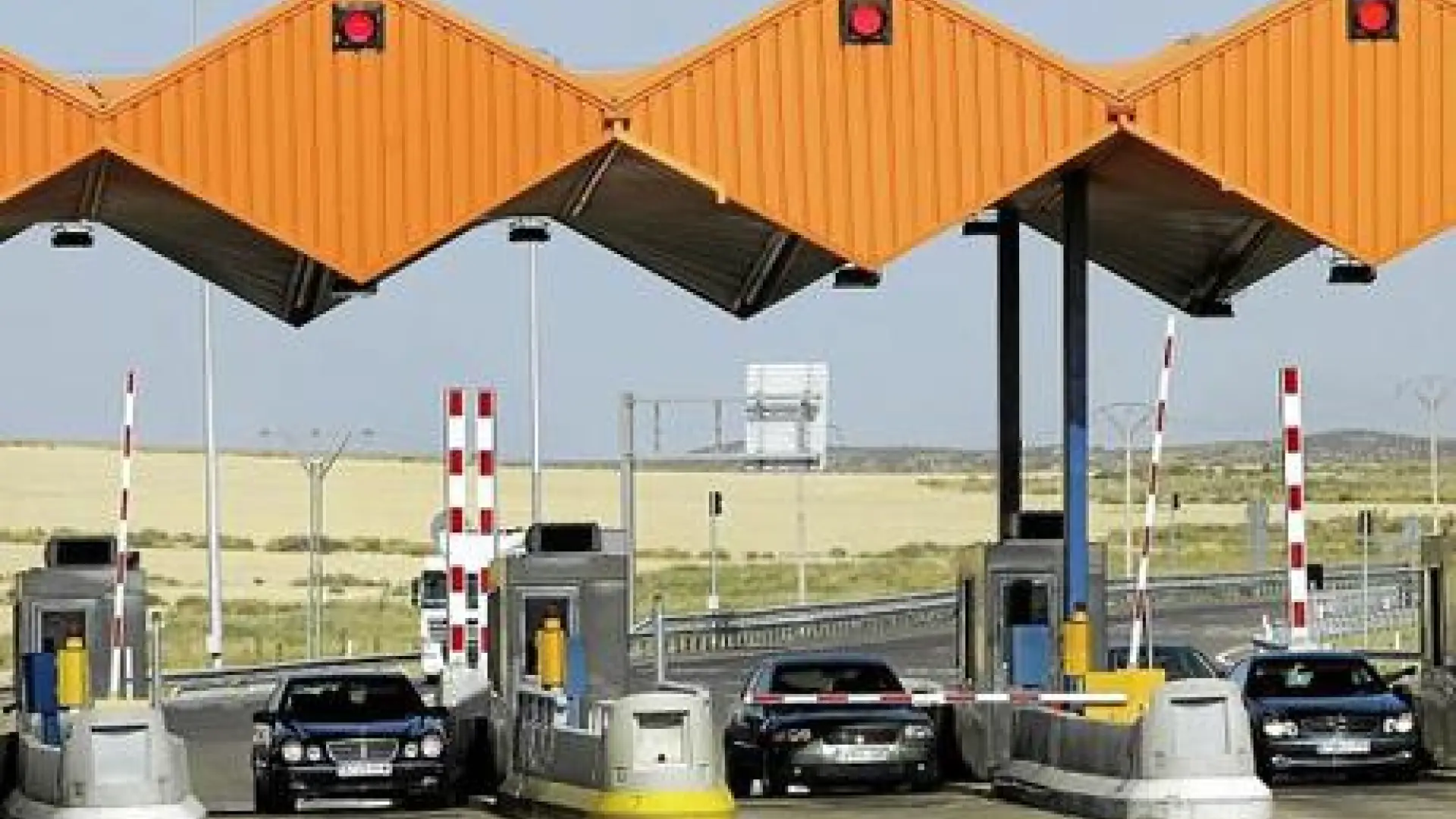 La reducción del déficit ha llevado a una caída de casi el 60% de la ...