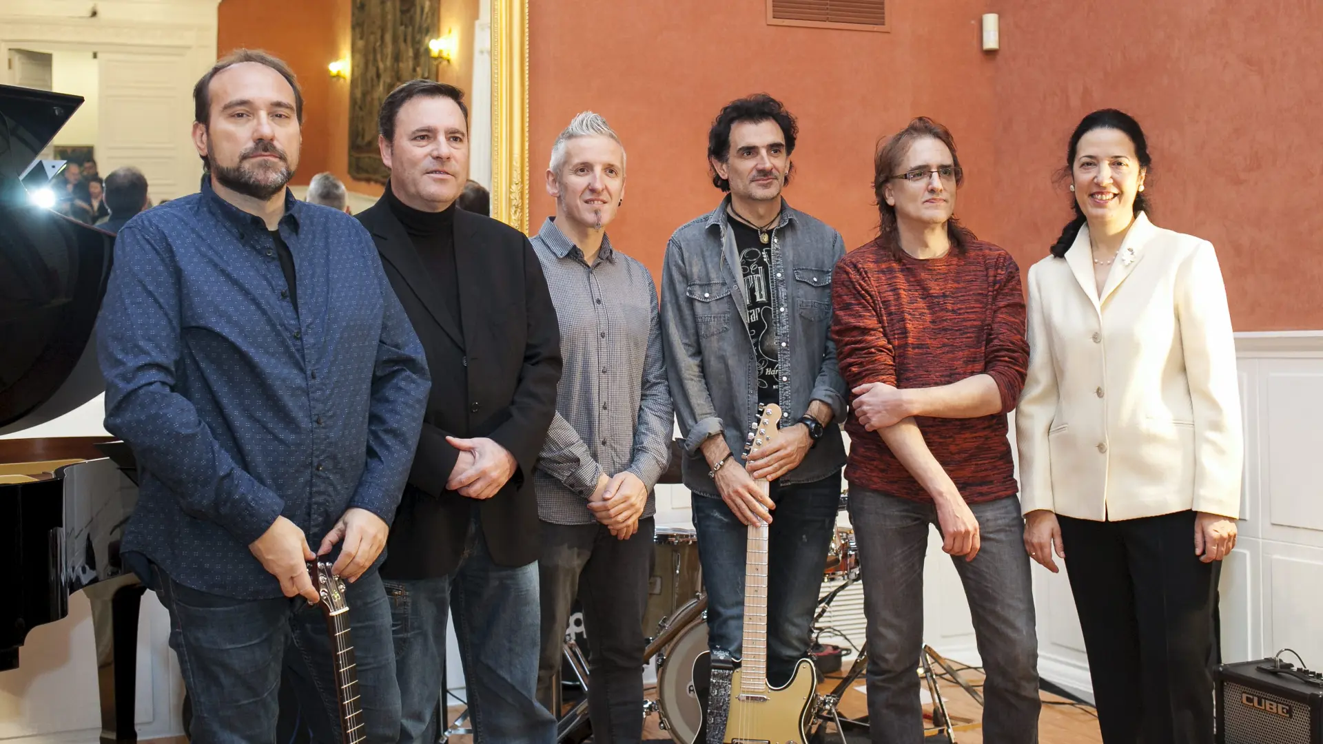 Blues y latin jazz se fusionan con el talento del pintor Manuel Viola ...