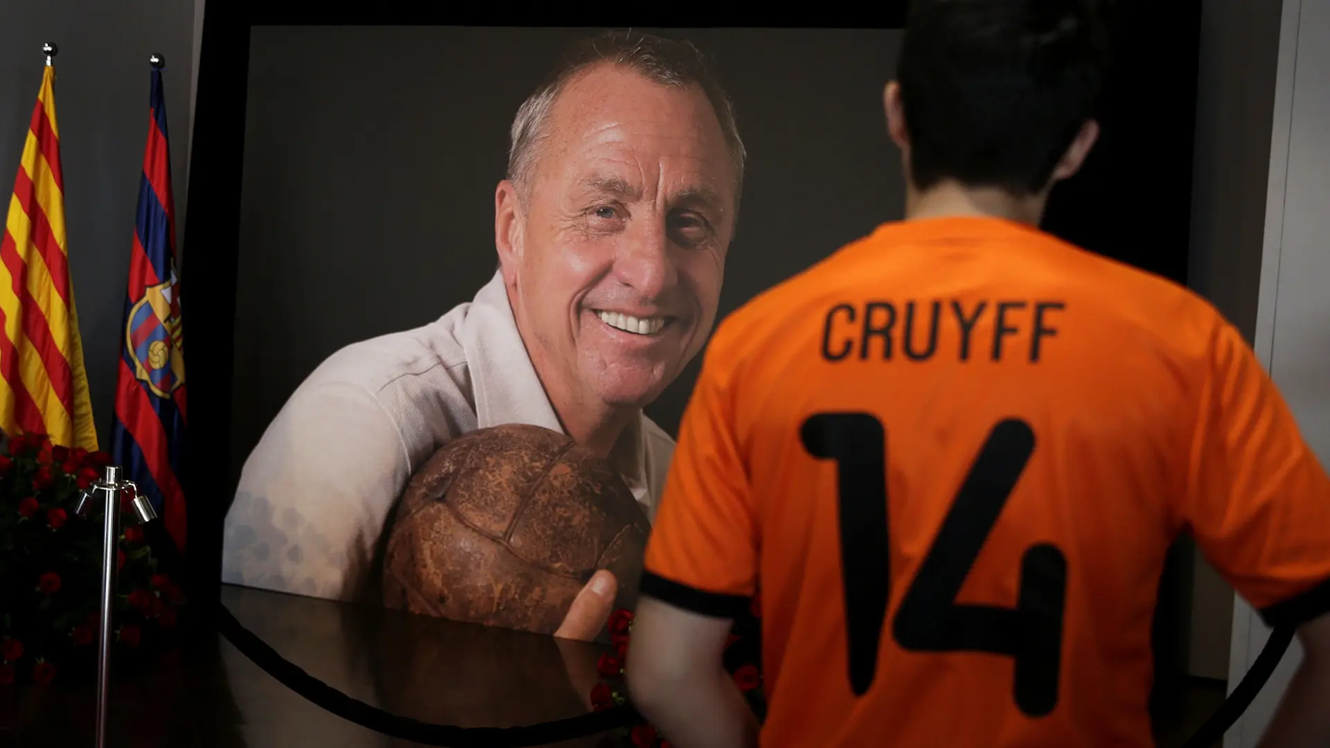 El Barça lucirá el lema 'Gracias, Johan' en sus camisetas para el ...