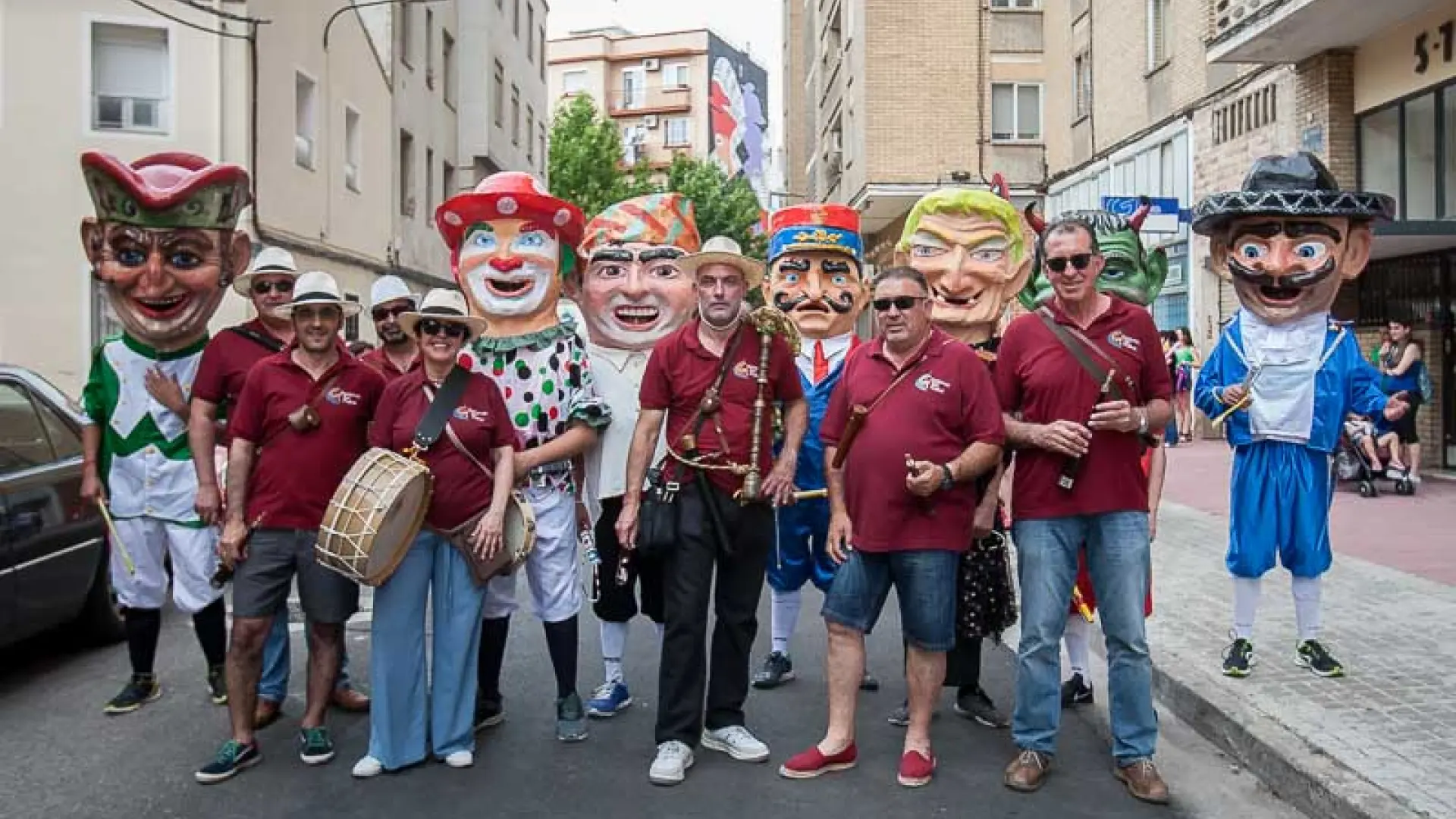 Programa de Fiestas del Barrio Jesús 2023 de Zaragoza: de los cabezudos ...