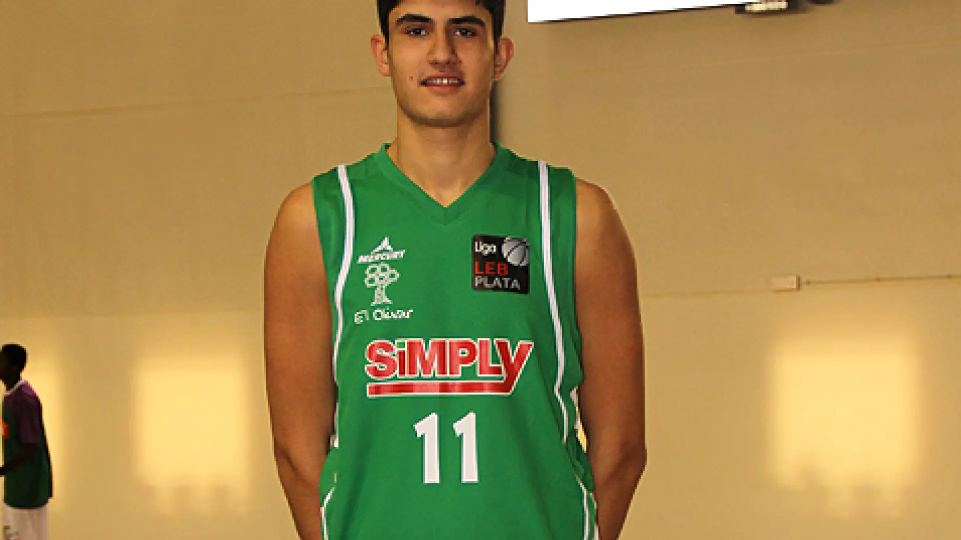 Marc Martí amplía contrato con CAI Zaragoza y se irá cedido al Força ...