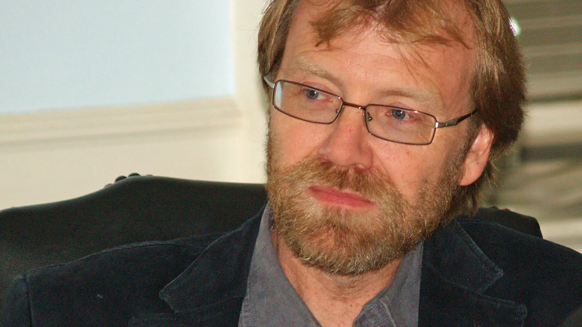 El estadounidense George Saunders gana el premio literario Man Booker ...