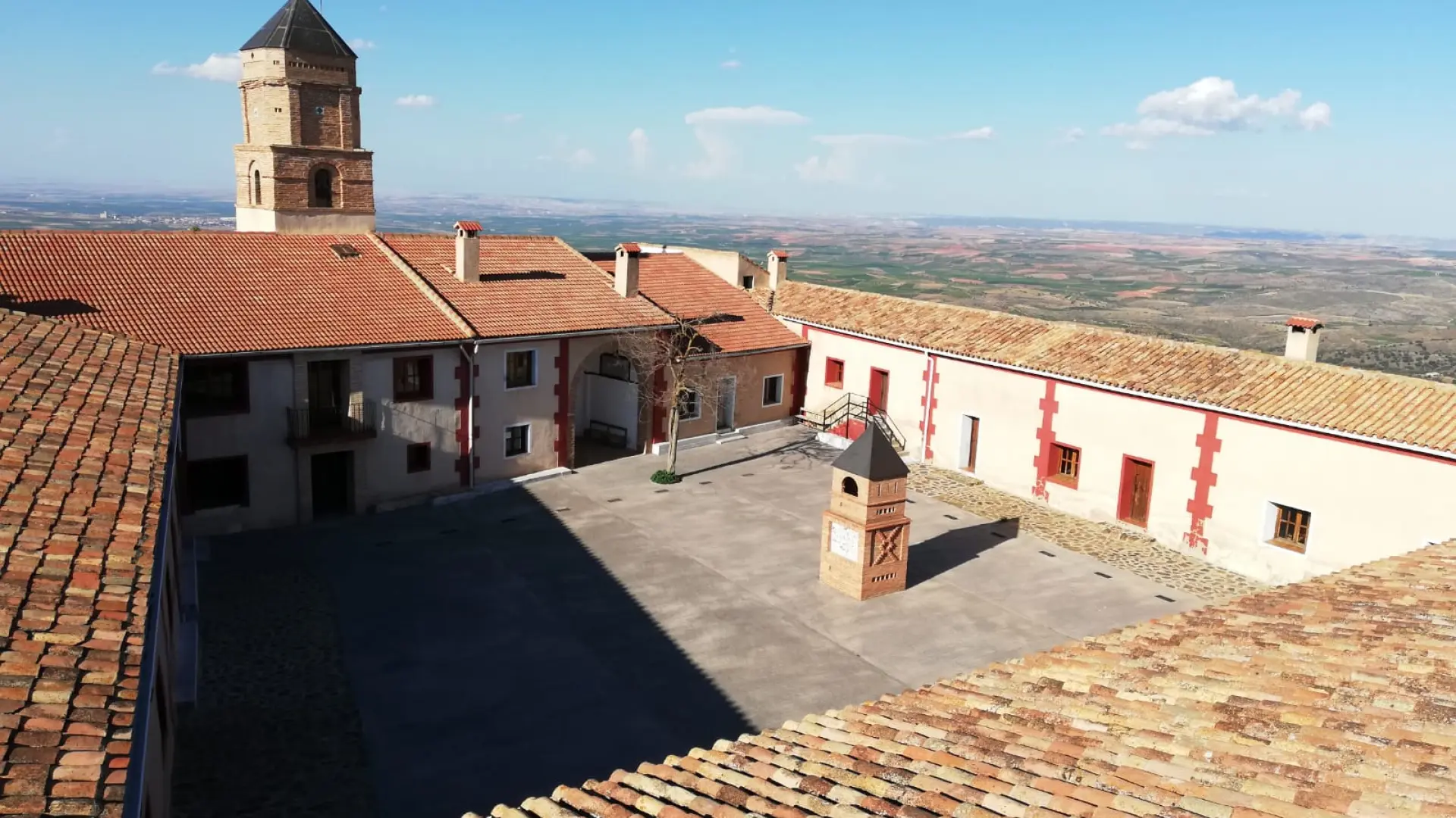 Paniza celebra los 500 años de su santuario