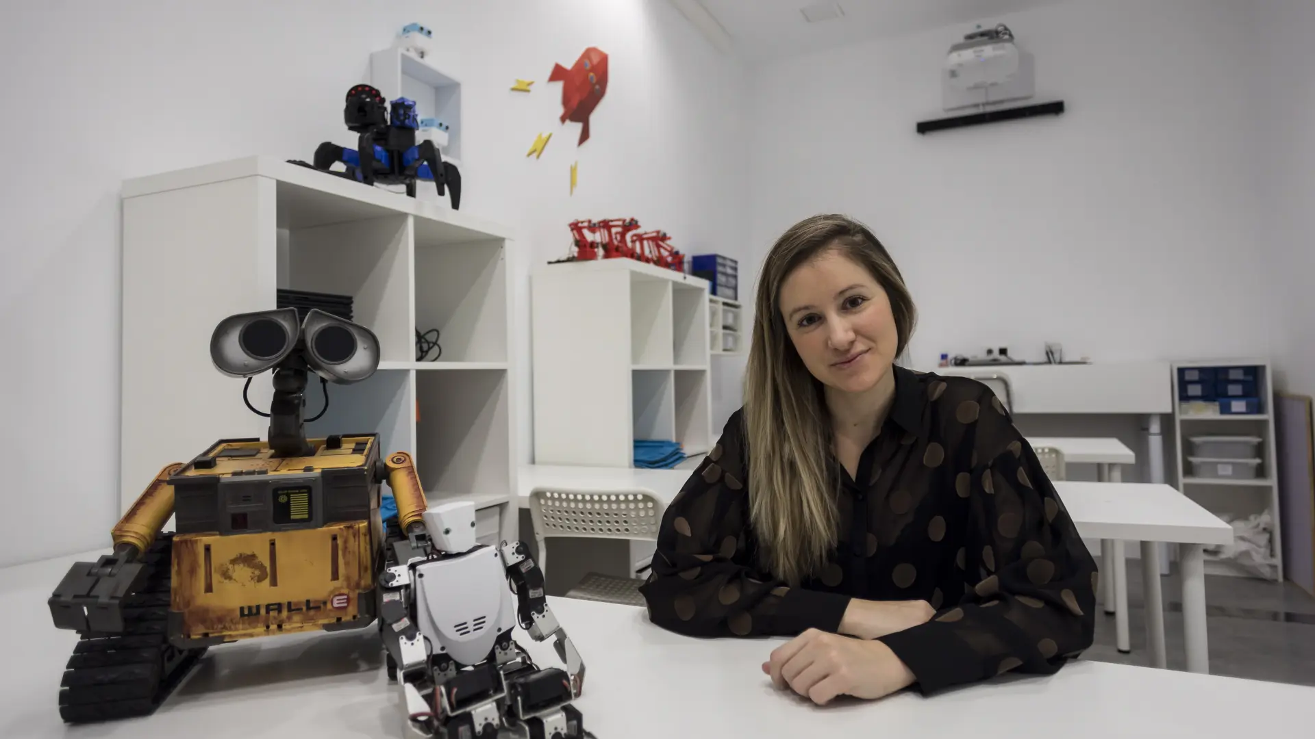 Esther Borao: "No entiendo por qué aún hay pasillos rosas y azules"