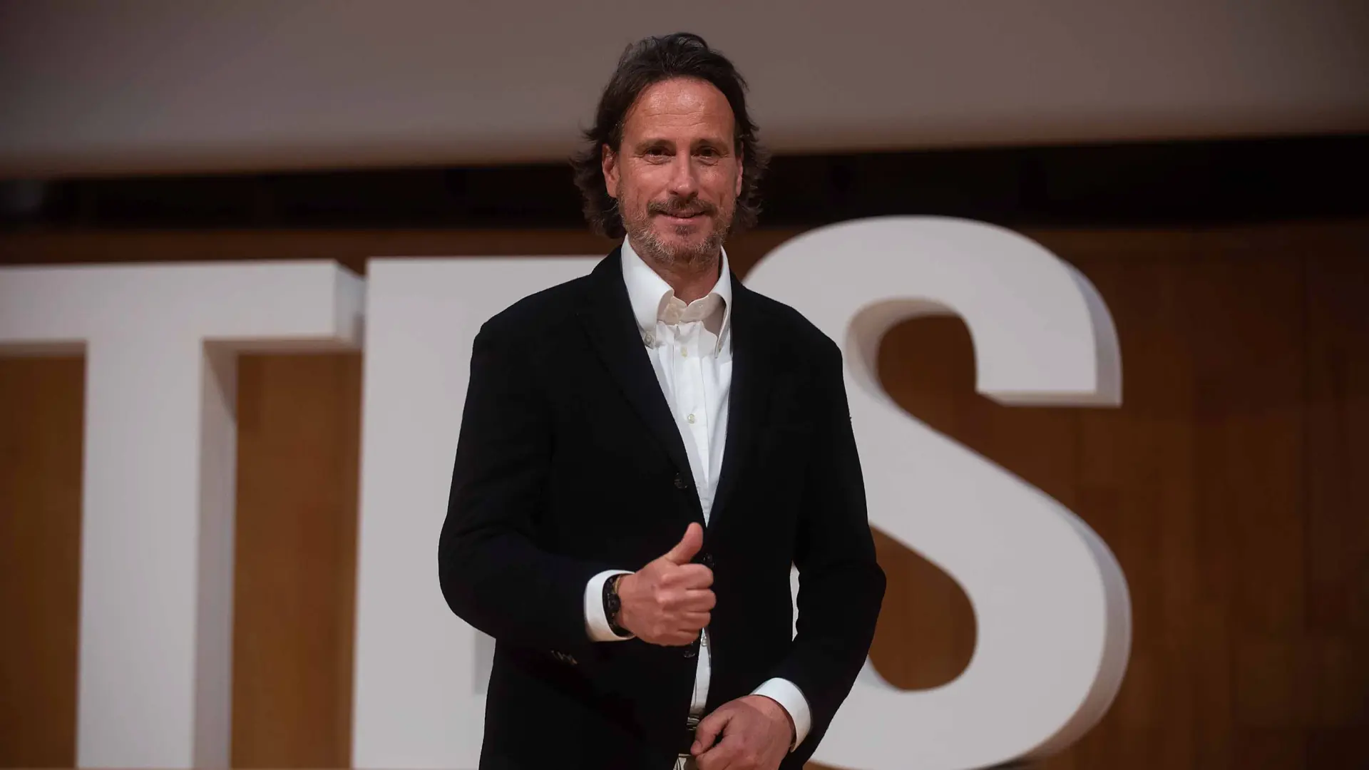 Victor Küppers, en Mentes Expertas: “No hay gente mediocre, es un ...