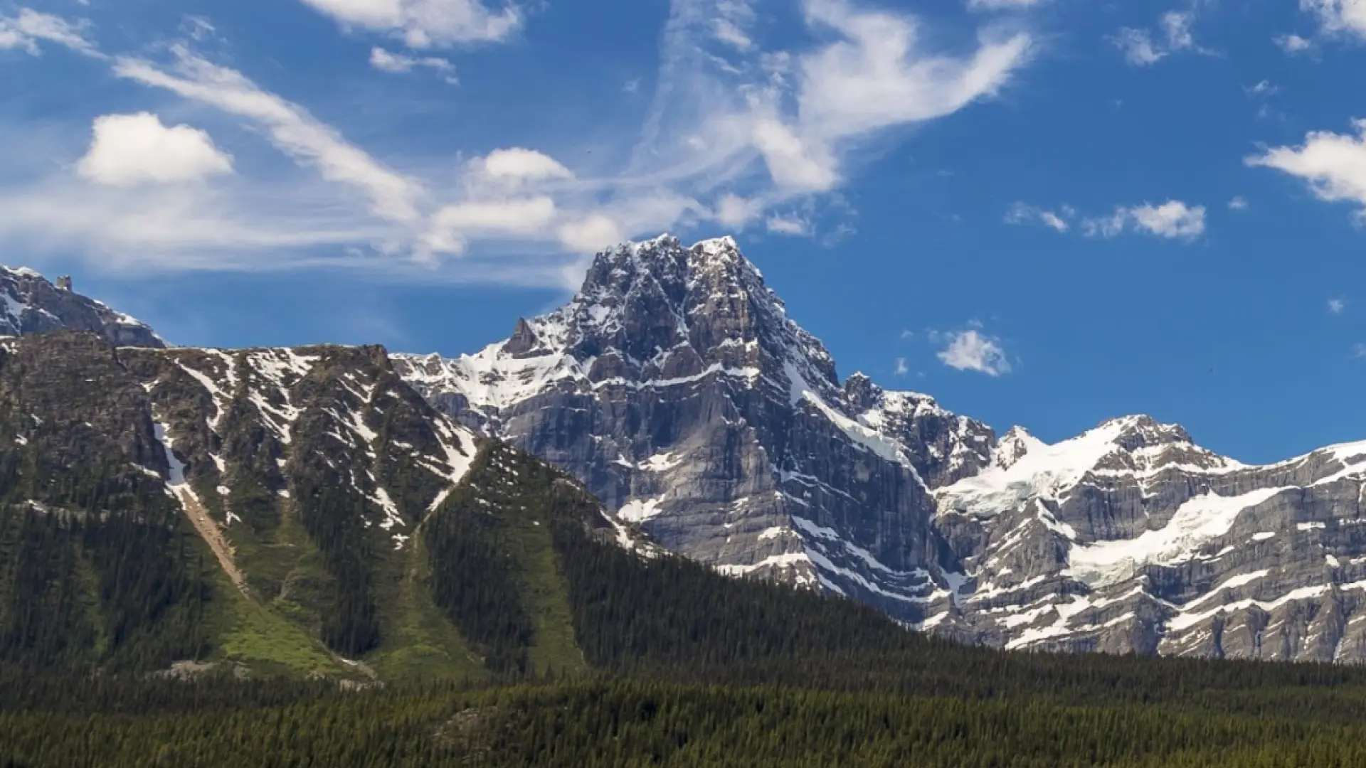 Tres de los mejores alpinistas del mundo desaparecidos tras una avalancha