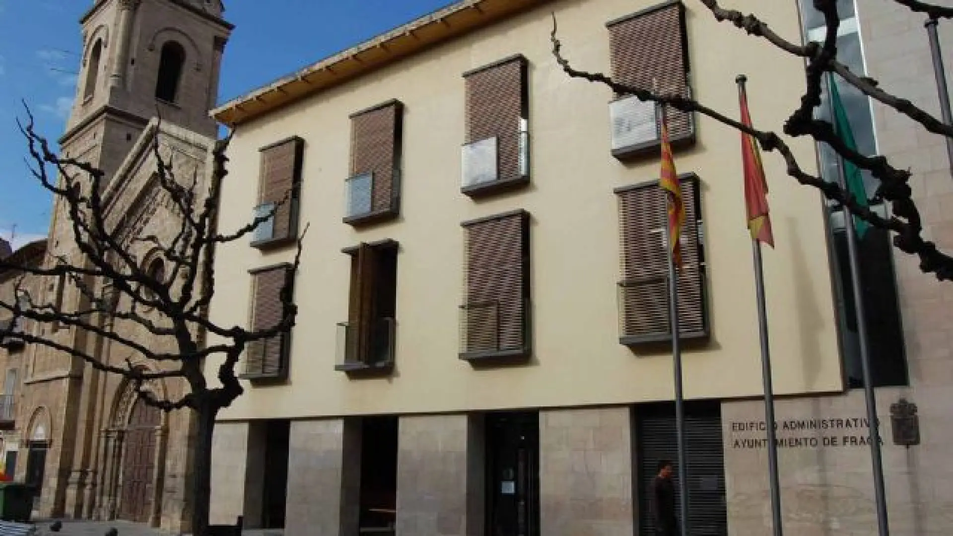 Los siete ediles del PP de Fraga se reparten 15 concejalías