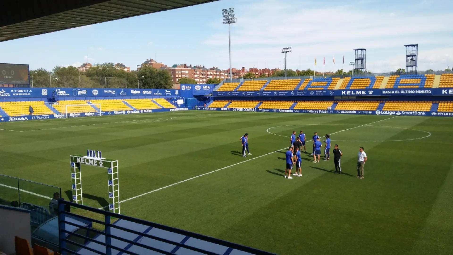 Lasure por Igbekeme, cambio táctico en el Real Zaragoza en Alcorcón