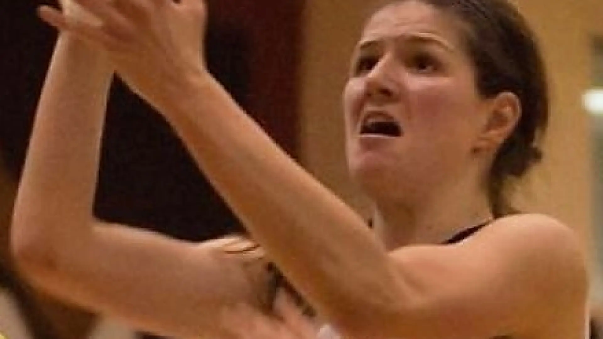 Mann-Filter completa su plantilla con la serbia Nevena Markovic