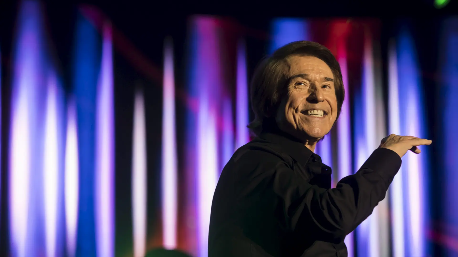 Raphael llega a Zaragoza el próximo 10 de diciembre para celebrar sus ...