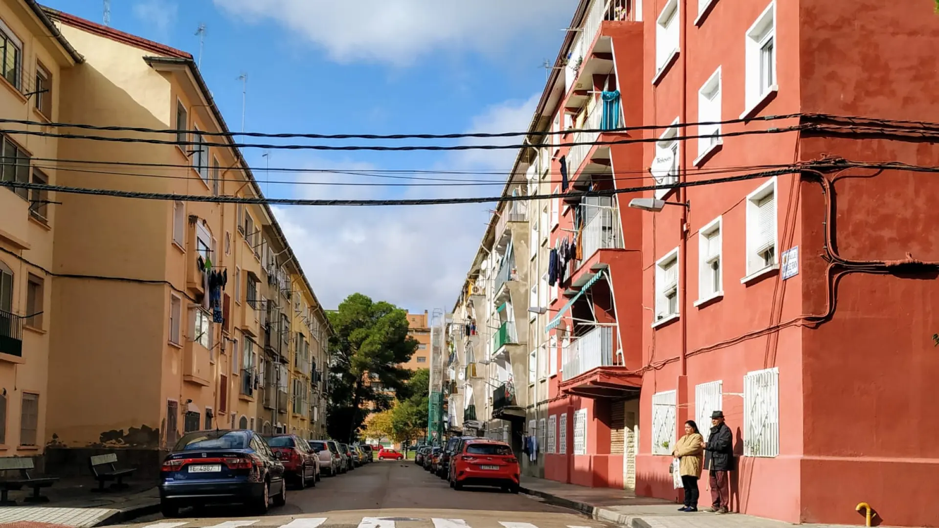 El atrincherado del Picarral de Zaragoza disparó dos veces contra sus ...