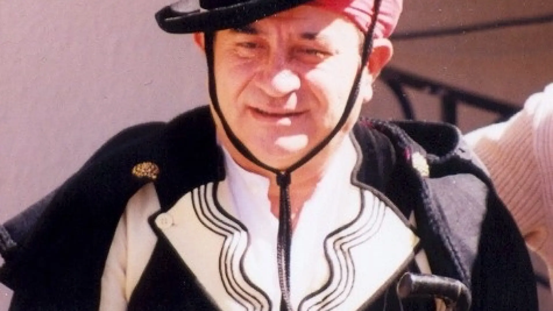 "S'ha feito de nuey' cumple felizmente 40 años y solo pido respeto para ...