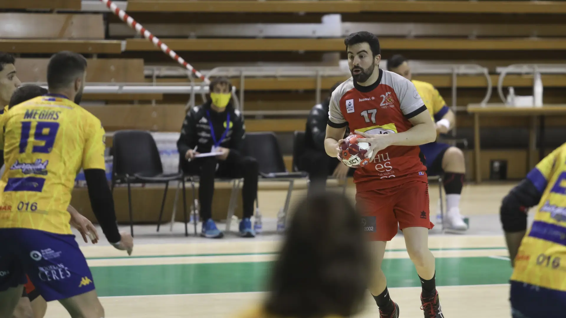 Álex Marcelo continuará en el Bada Huesca