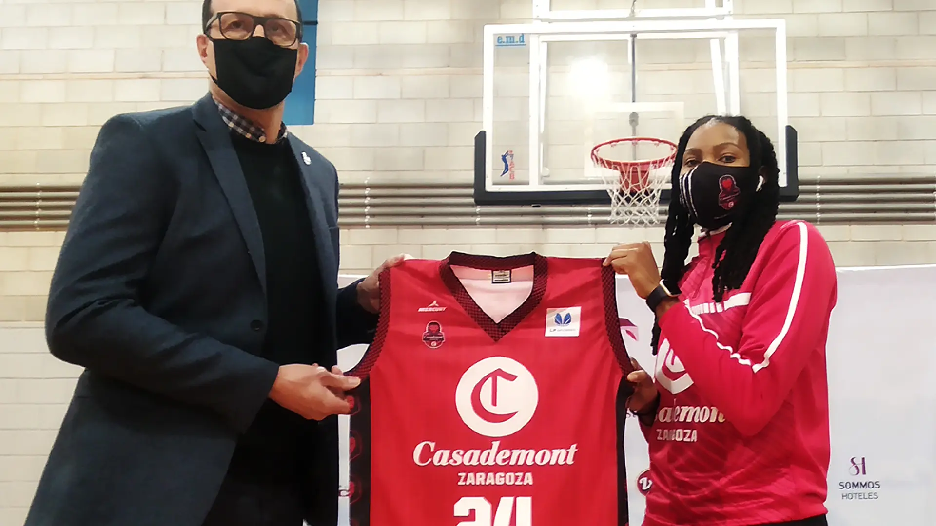 Robyn Parks: "Es mi quinta temporada en España, puedo aportar ...