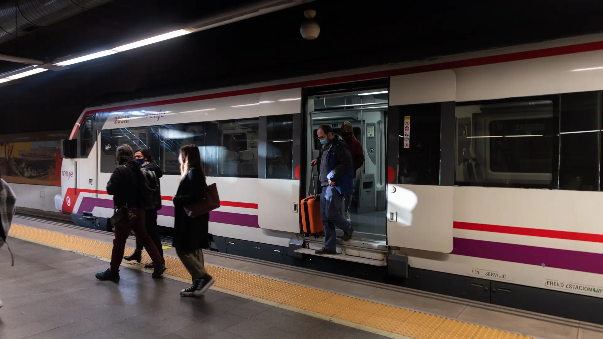 Stadler fabricará 59 trenes para Renfe en su planta de Valencia y creará 500 empleos