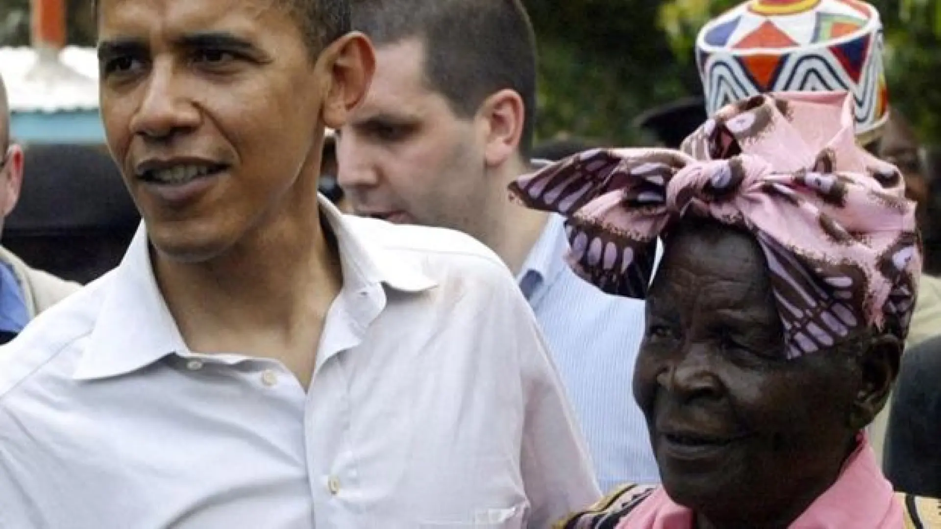 Muere Mama Sarah Onyango, la abuelastra keniana de Barack Obama