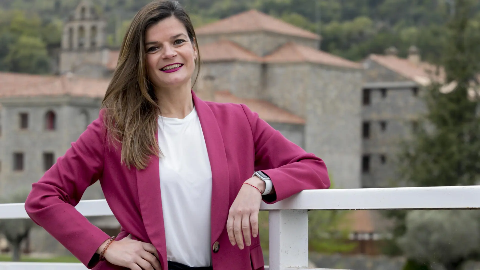 María Bellosta: "Asumo el reto de convertir la estación de Canfranc en ...