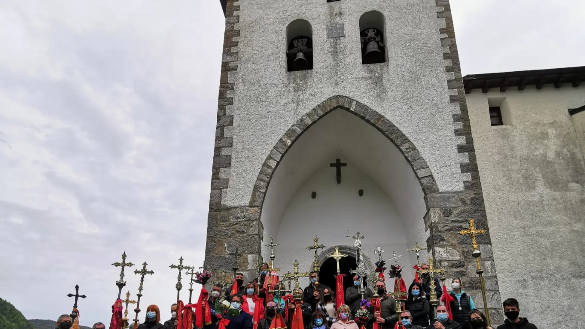 La ermita de Santa Elena celebra el día de las Cruces y rinde homenaje ...