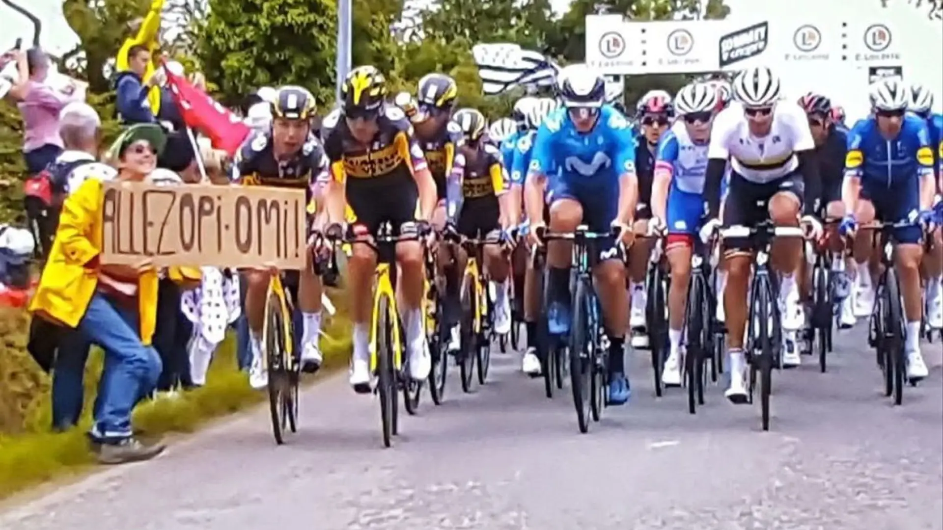 Detenida la espectadora que provocó la caída masiva durante la primera ...