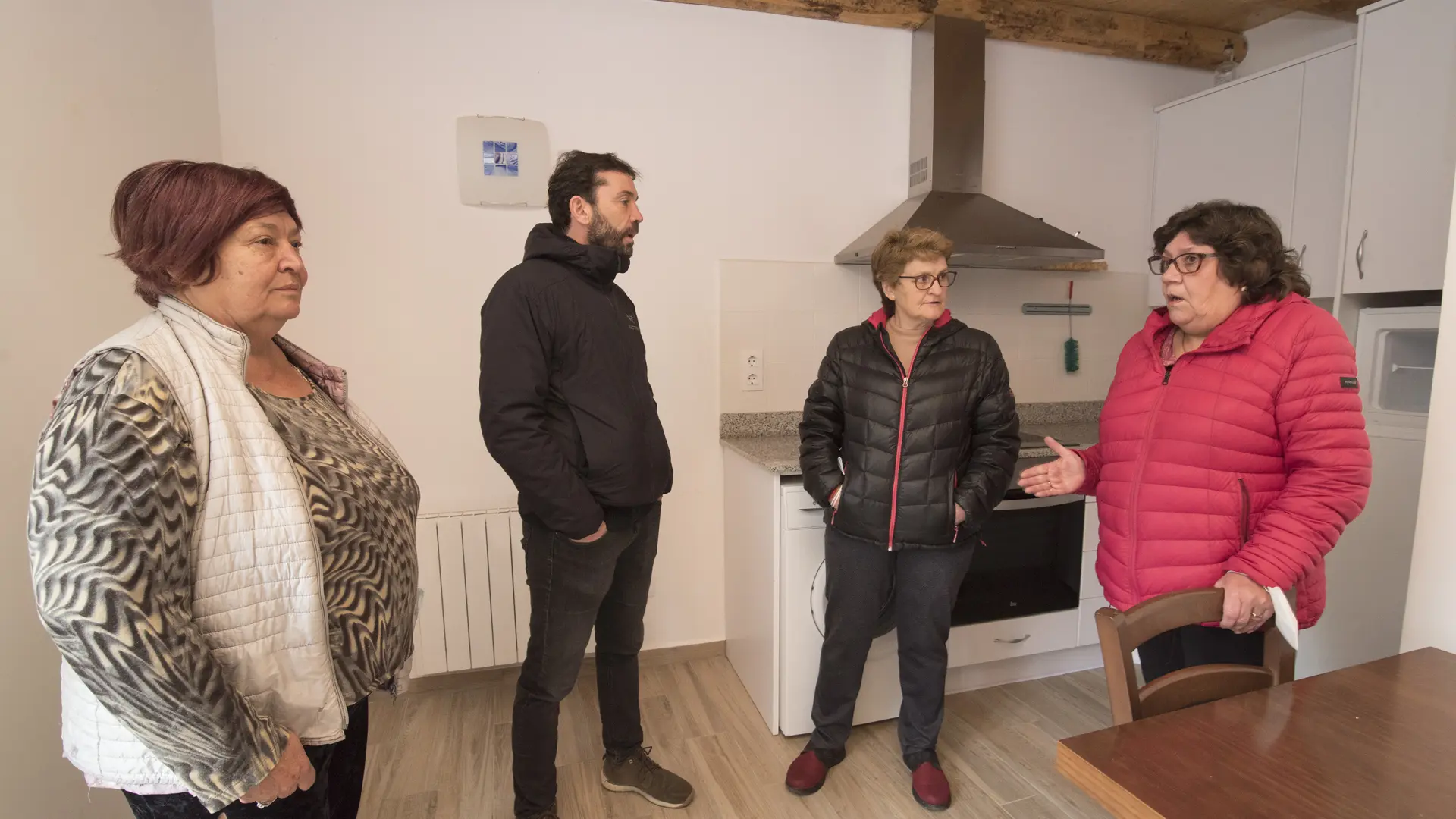 Aínsa limita a 60 los pisos turísticos: “O pagas alquileres caros o no puedes vivir aquí"