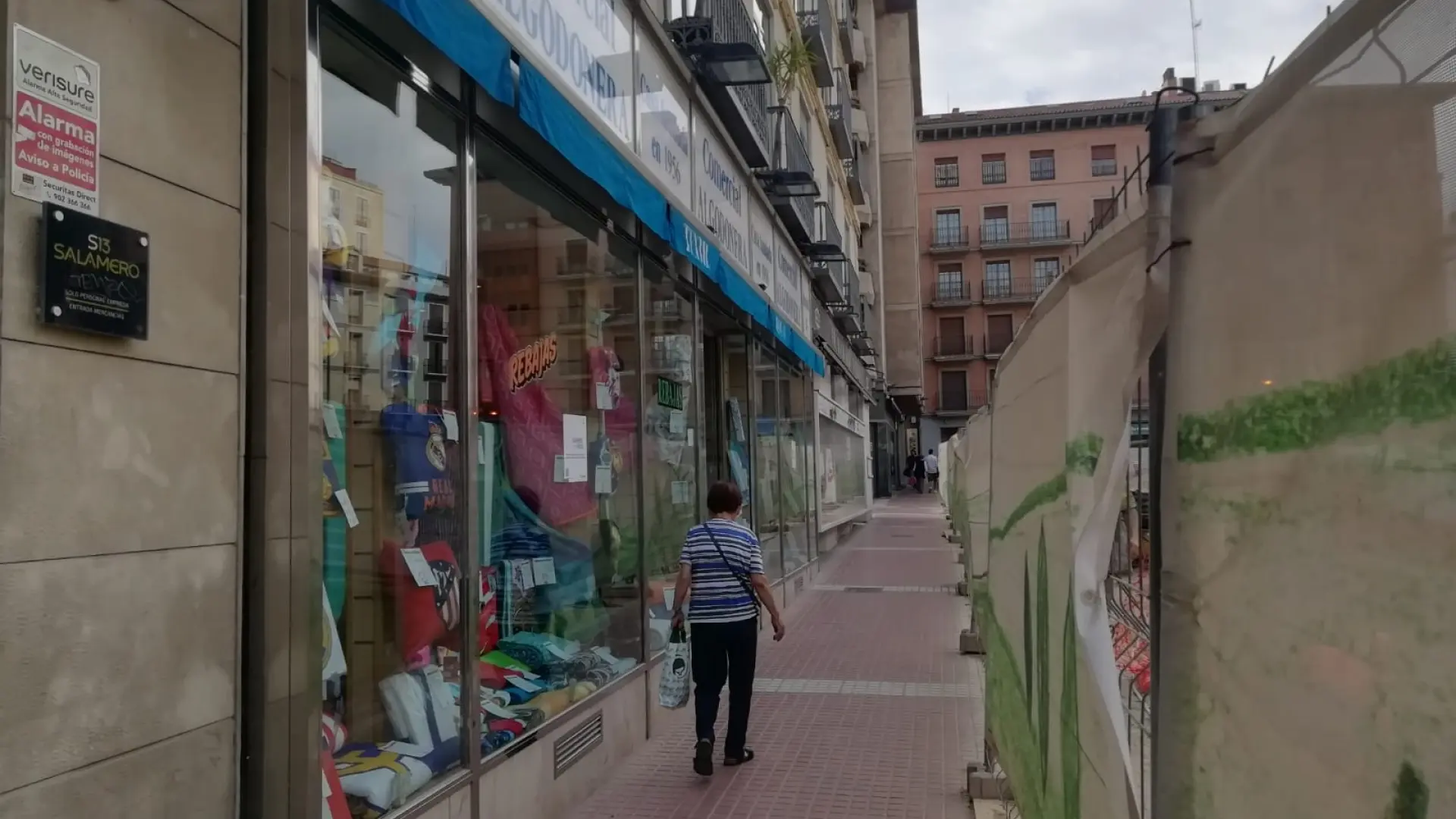 Más de 2 años de obras en la plaza de Salamero: Más de 2 años de obras en la plaza de Salamero: