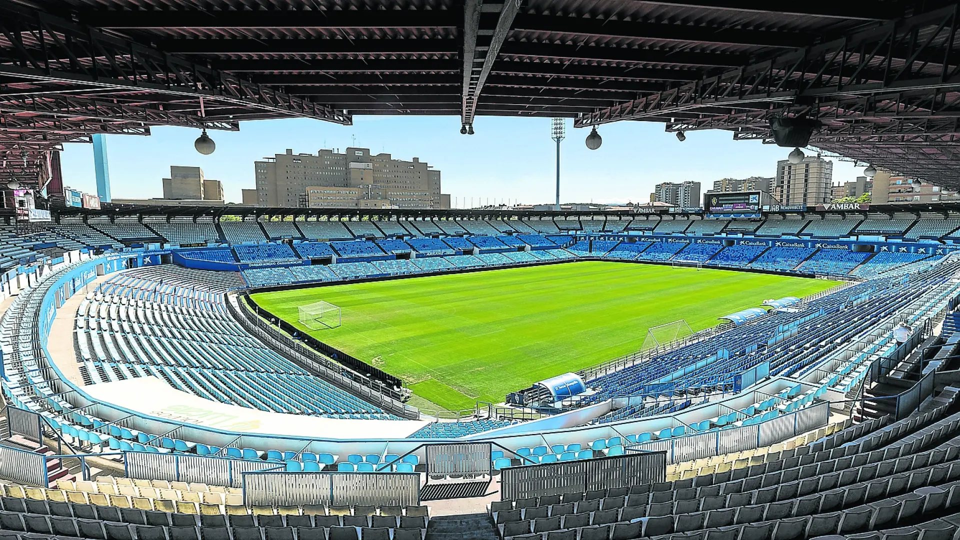 Zaragoza aprueba la operación Romareda a la espera de la licitación de las obras