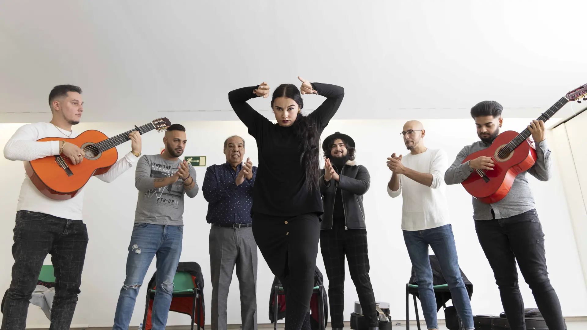 Andrea Blanco, ‘la Garlochi’: "En flamenco, las manos y los ojos son ...