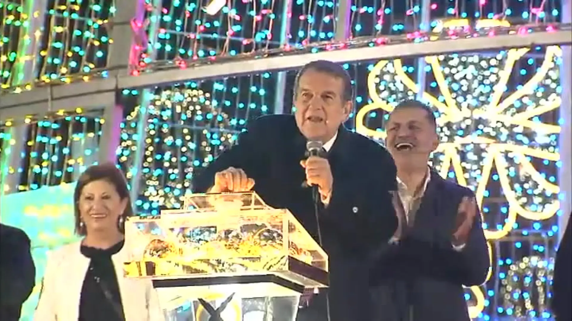 VIDEO: La Navidad ya luce en Vigo