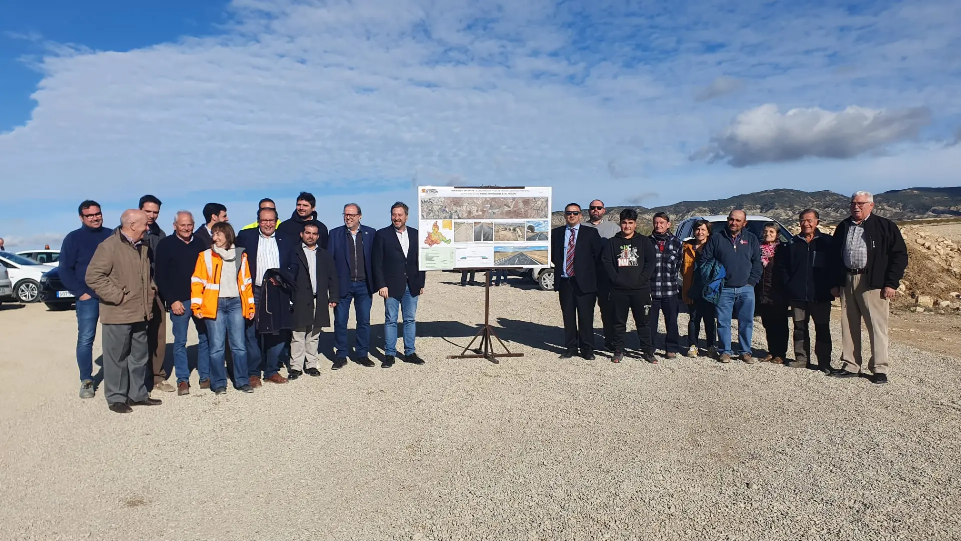 Finalizan las obras de ensanche y mejora del firme de la carretera A-1104 en Farlete