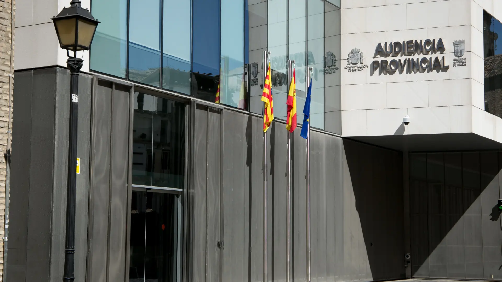 No se presenta en Zaragoza a su primer juicio por un pase droga y a ...