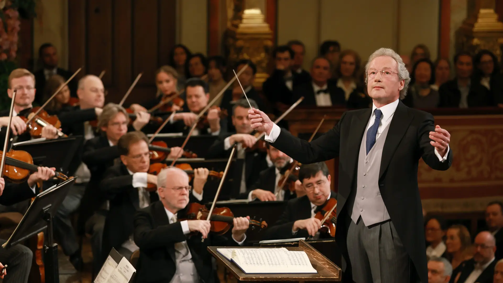 La Filarmónica de Viena saluda el 2023, por primera vez con un coro de ...