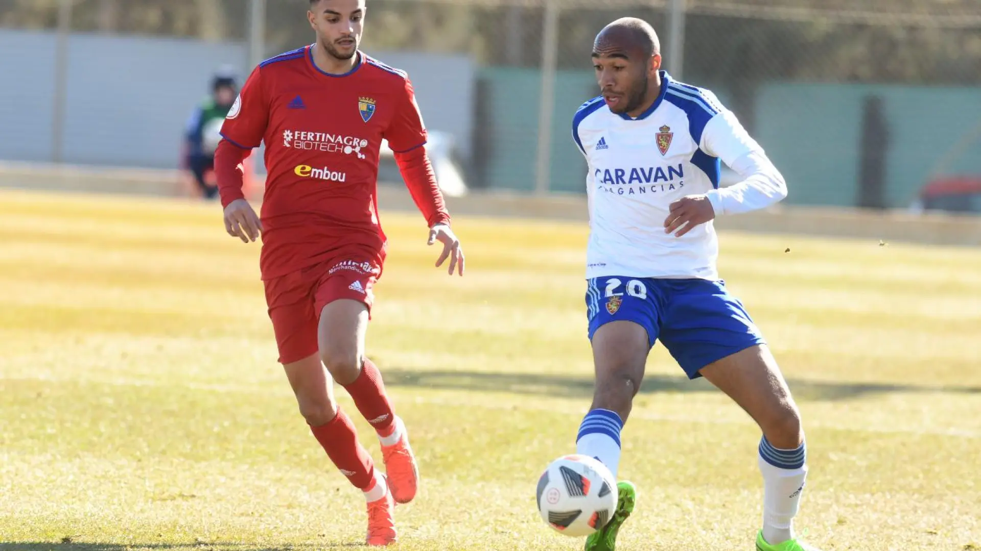 El Zaragoza ficha a Sabater para su filial y Fabio Conte y Jay no ...