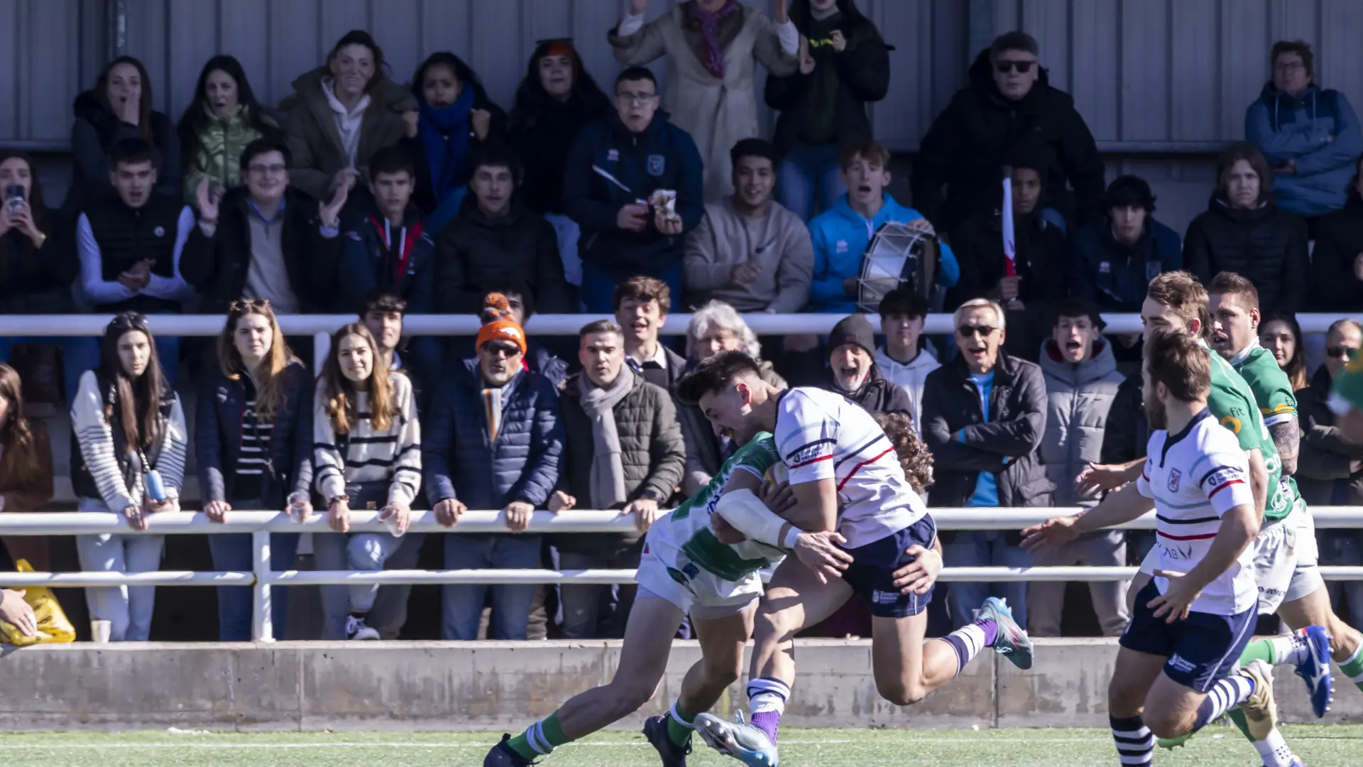 Fénix-Santander: El rugby ruge de nuevo en Zaragoza, pero la victoria ...