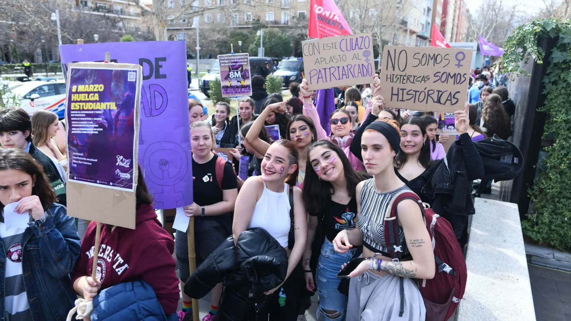 Así ha discurrido la marcha estudiantil del 8-M en Zaragoza