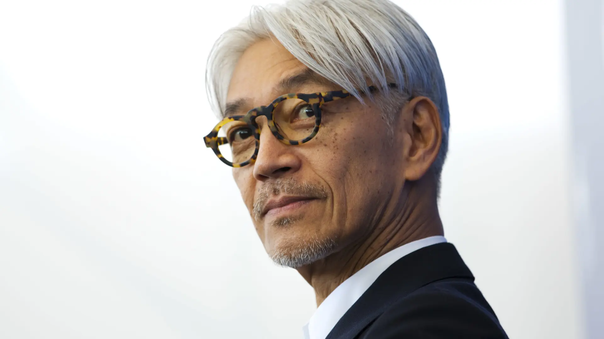 Muere el legendario músico y compositor japonés Ryuichi Sakamoto