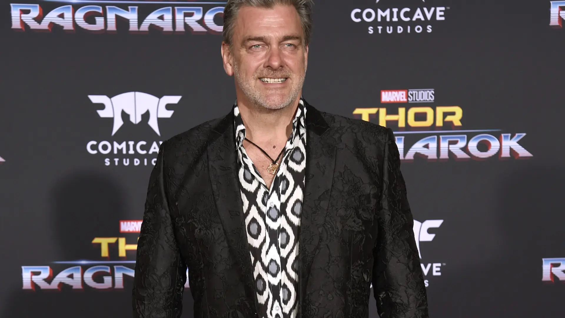 Muere el actor británico Ray Stevenson, Tito Pullo en la serie 'Roma'