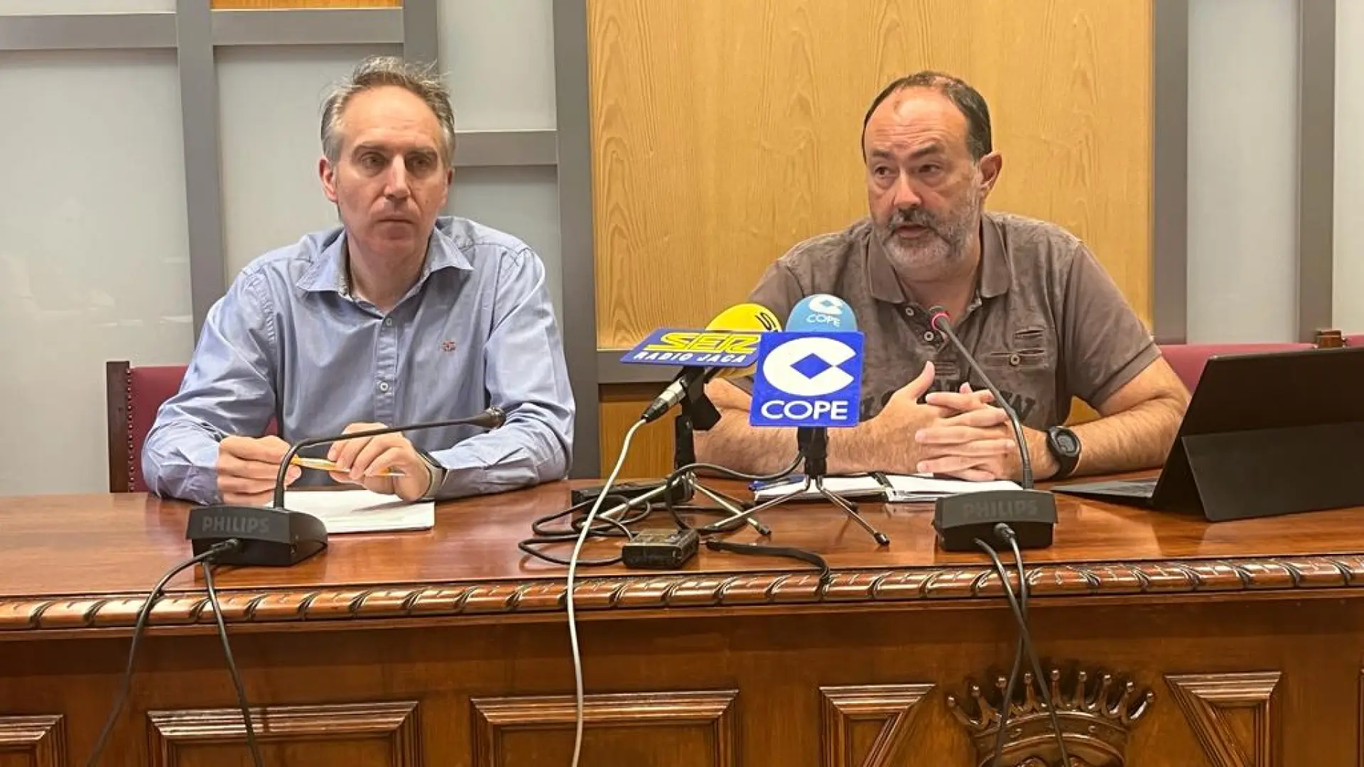 El nuevo equipo de gobierno jaqués “pone al día” al Ayuntamiento en ...